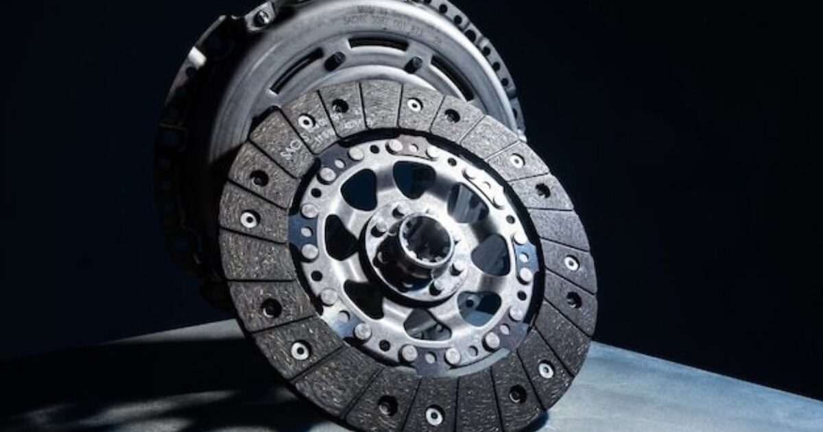 Burning Smell From the Clutch: What It Means | Westside Auto